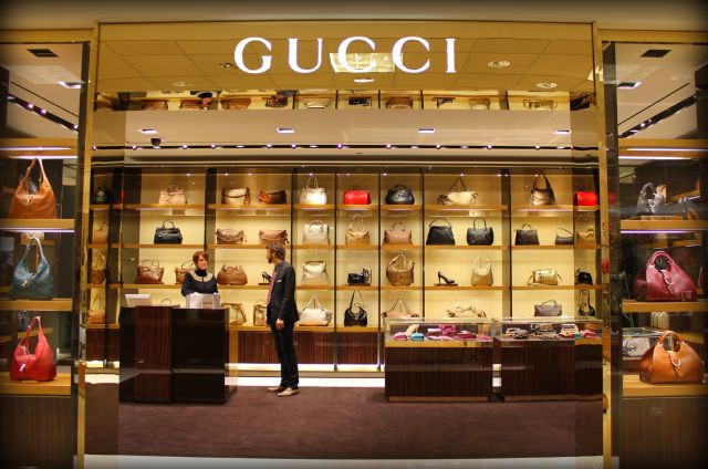 Gucci Outlet In Paris France | Paul Smith